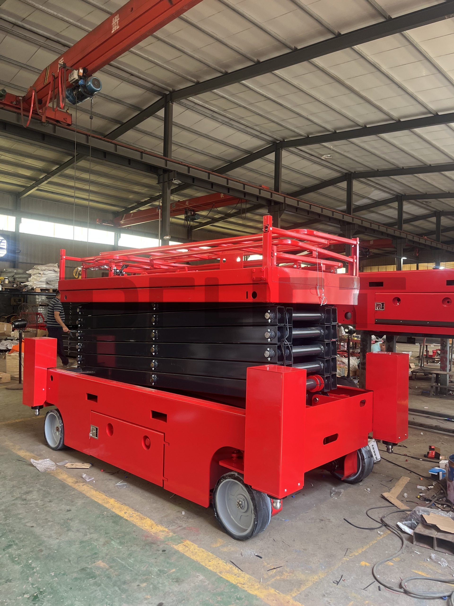 Self Propelled Scissor Lift Exported to Australian | DFLIFT