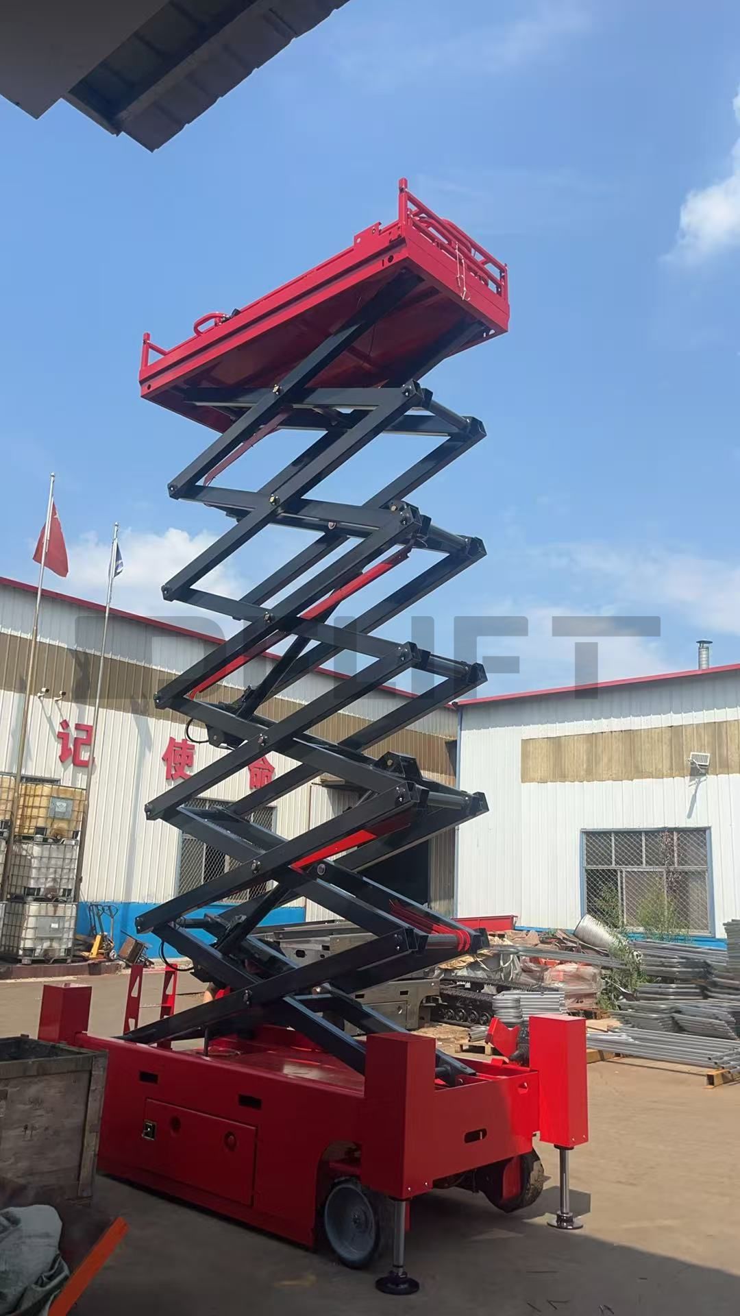 Self-Propelled Scissor Lift Exported to Australian | DFLIFT
